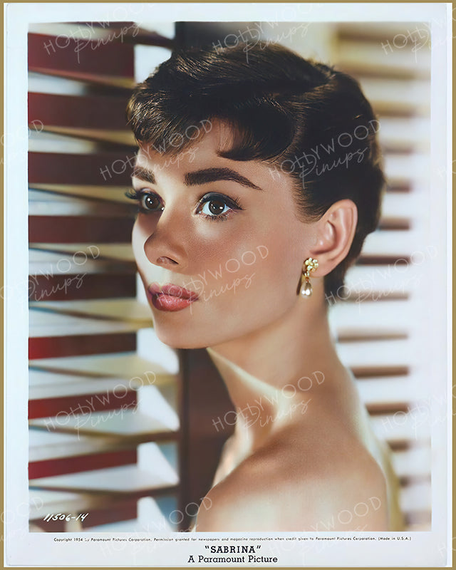 Audrey Hepburn Color Eyes