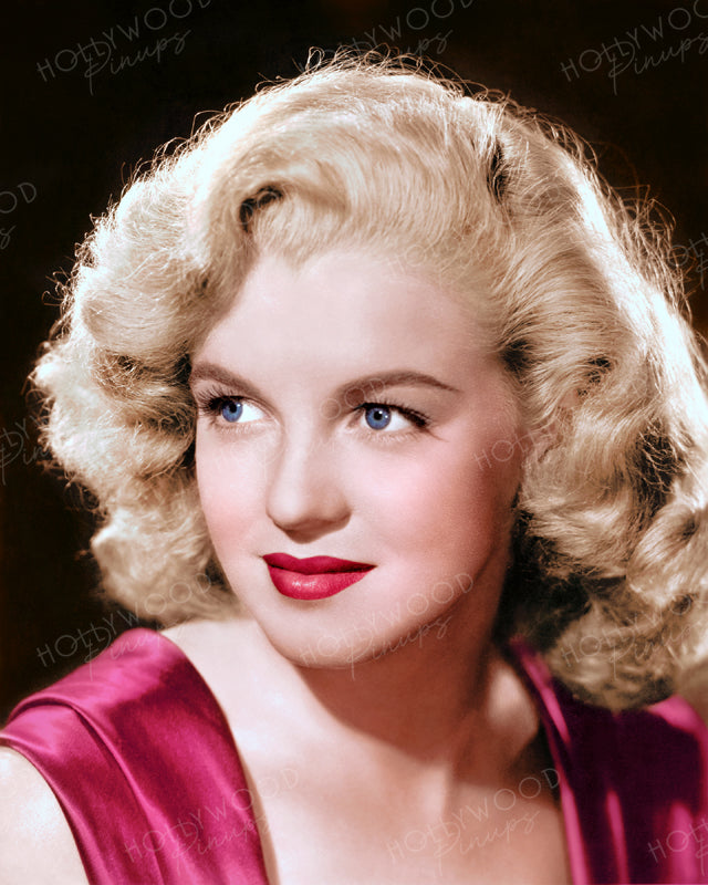 color picture of marilyn monroe